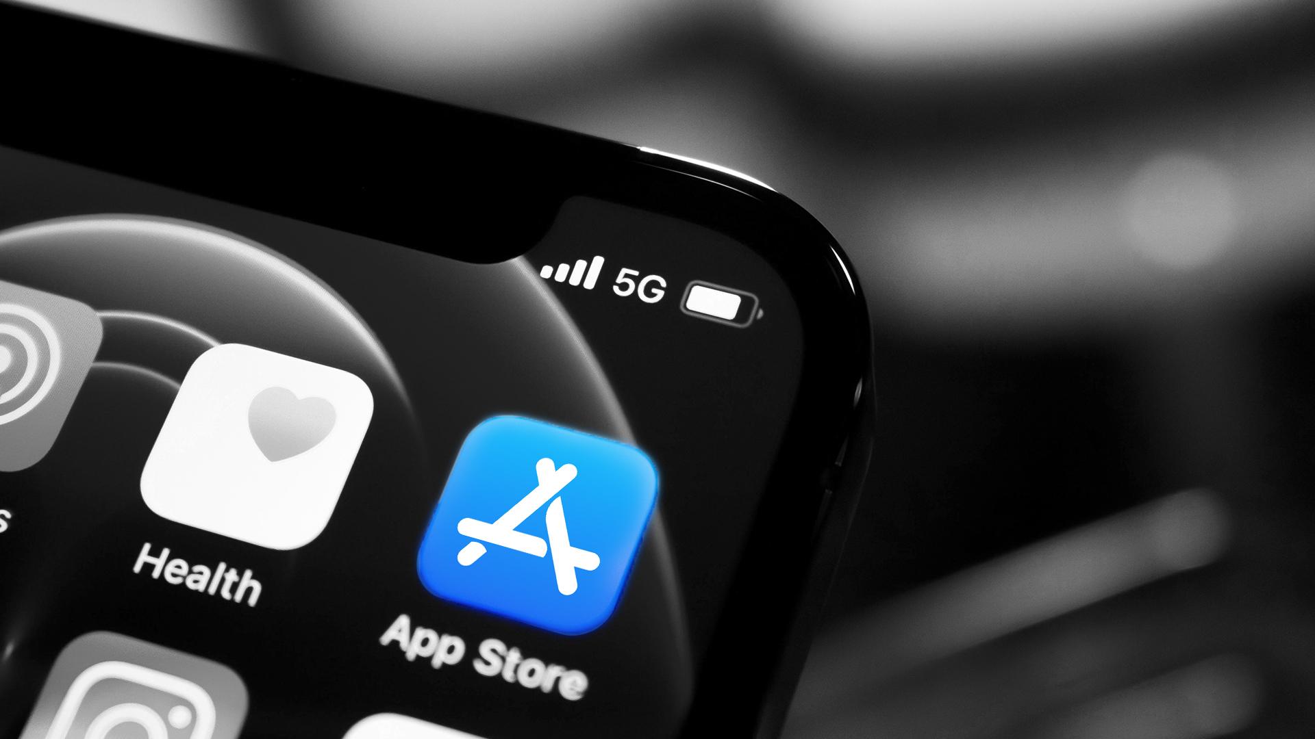 Official app stores still hosting malware disguised as useful apps ...
